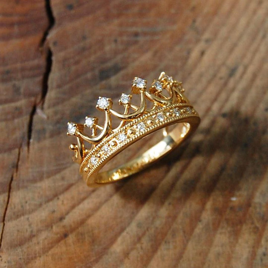 Crown Ring, Round Moissanite Diamond Tiara Ring, Queen's Crown Ring ...