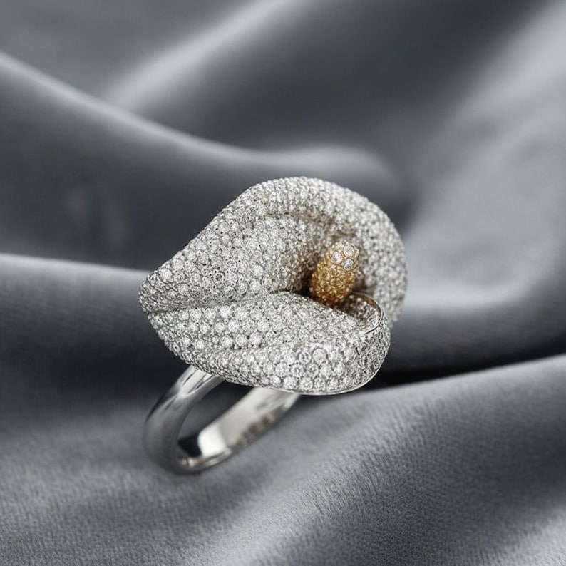 Calla Lily Flower Inspire Cocktail Jewelry, White & Yellow Round CZ ...