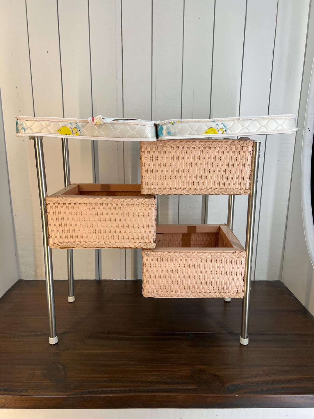 Vintage 1960s Wicker Doll Changing Table: Peach & White, Folding - Etsy