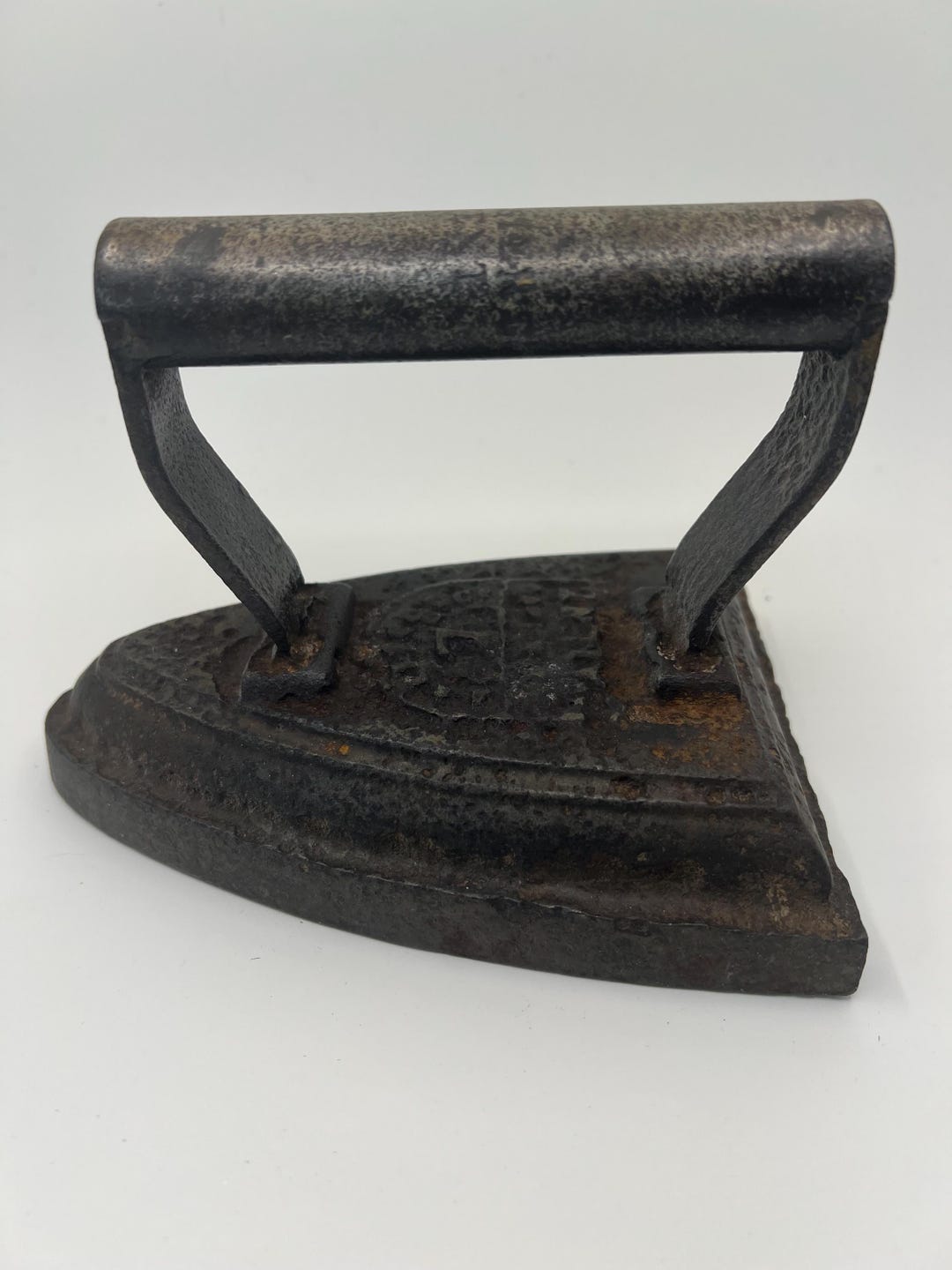 Antique Sad Iron Also Know as Flat Iron. Made of Iron, “sad” is the Old ...