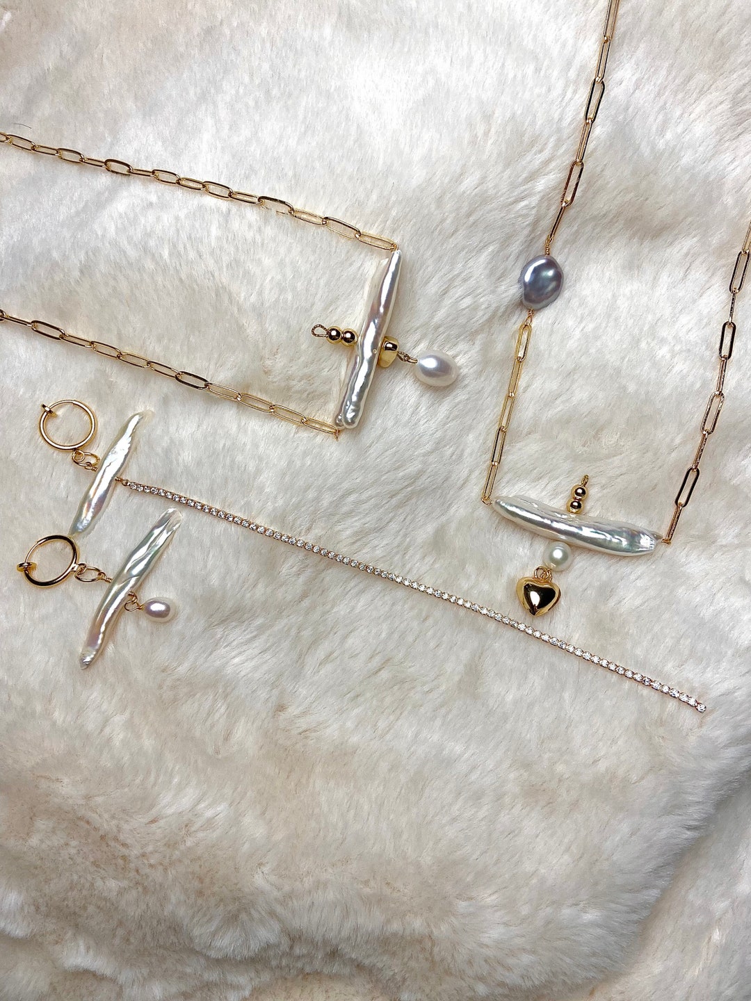 14k Gold Biwa Pearl Balance Beam Necklace, Adjustable Chain - Etsy