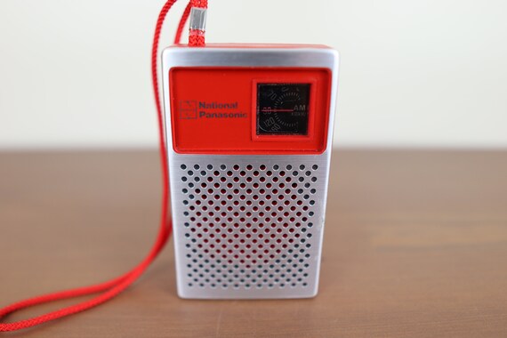 Vintage Principios de la década de 1970 Radio portátil - Etsy España