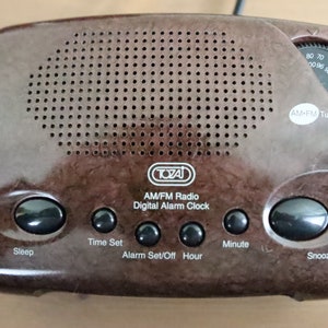 Vintage 1990s Tozai Brown Marble Finish Digital Alarm Clock AM/FM Radio ...