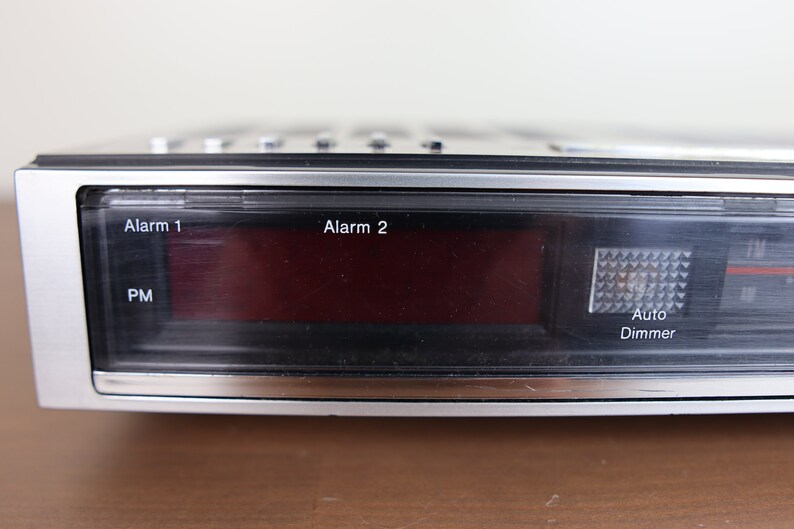 Classic Vintage 1980s Citizen Digital Bedside 2-alarm Clock - Etsy