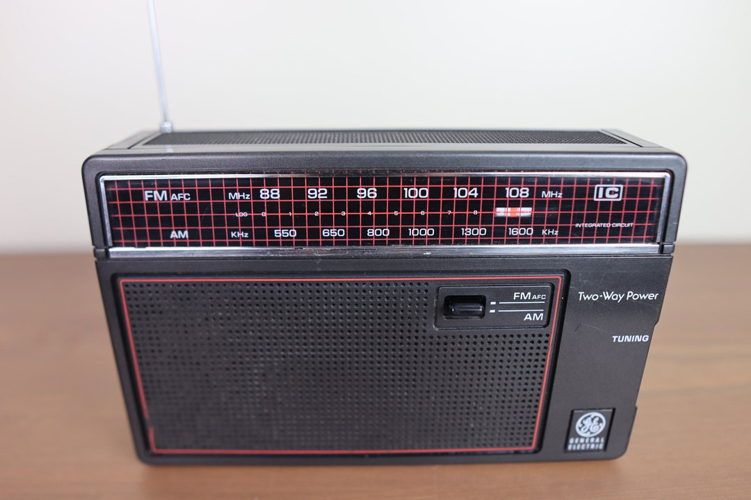 Beautiful Vintage Late 1970s Portable General Electric AM/FM - Etsy