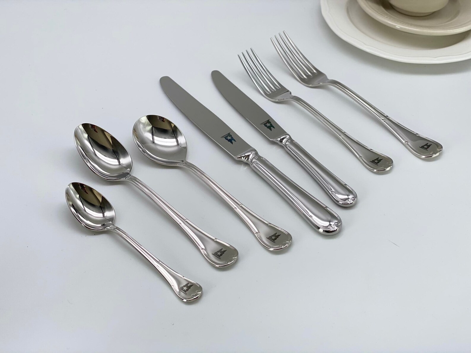 RMS TITANIC 7 Piece First Class Silverware Set Replica - Etsy Finland
