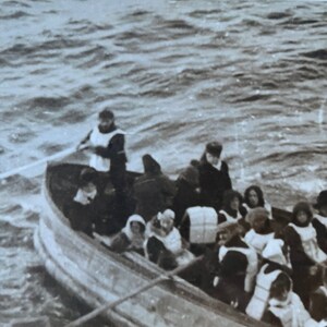 RMS Titanic Collapsible Lifeboat Approaching Carpathia Reprint 8.5x11 ...