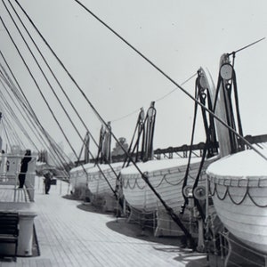 RMS Titanic Boat Deck, Funnels, Lifeboats, Stunning Reprint Photograph ...
