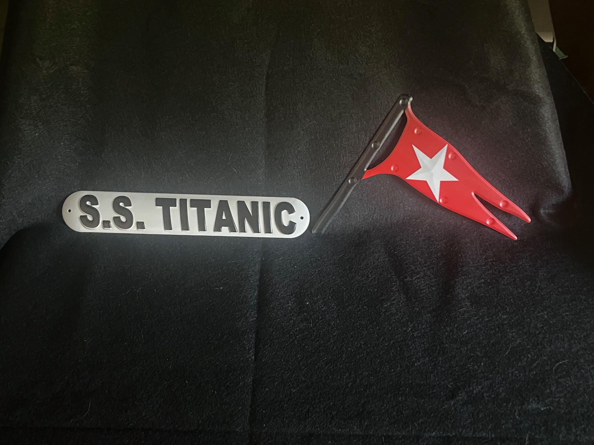 RMS Titanic Lifeboat Burgee Name Plate Set | White Star Line RP Signs ...