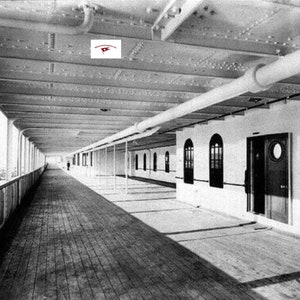 RMS Titanic's Expansive First Class Promenade Deck, Reprint Photograph ...