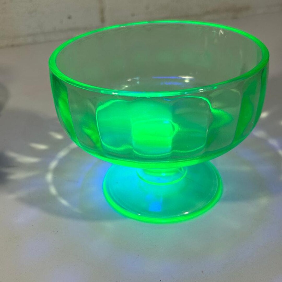 Singular Green Depression Uranium Glass Sherbert Dessert Cup Anchor ...