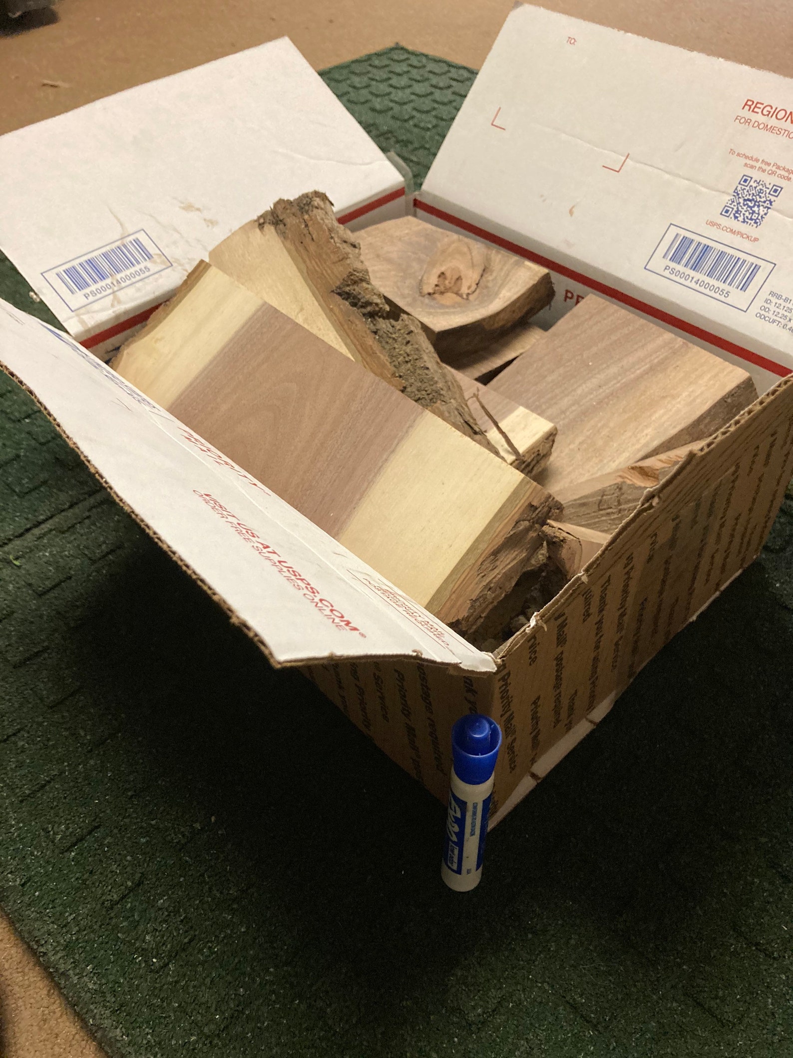 8lb Walnut Slabs Craft Bundle Box Walnut Wood Scrap Sticks - Etsy