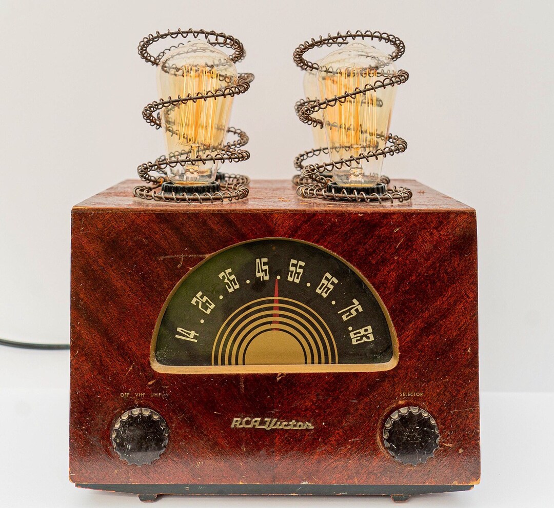 Vintage Radio Table Lamp - Etsy