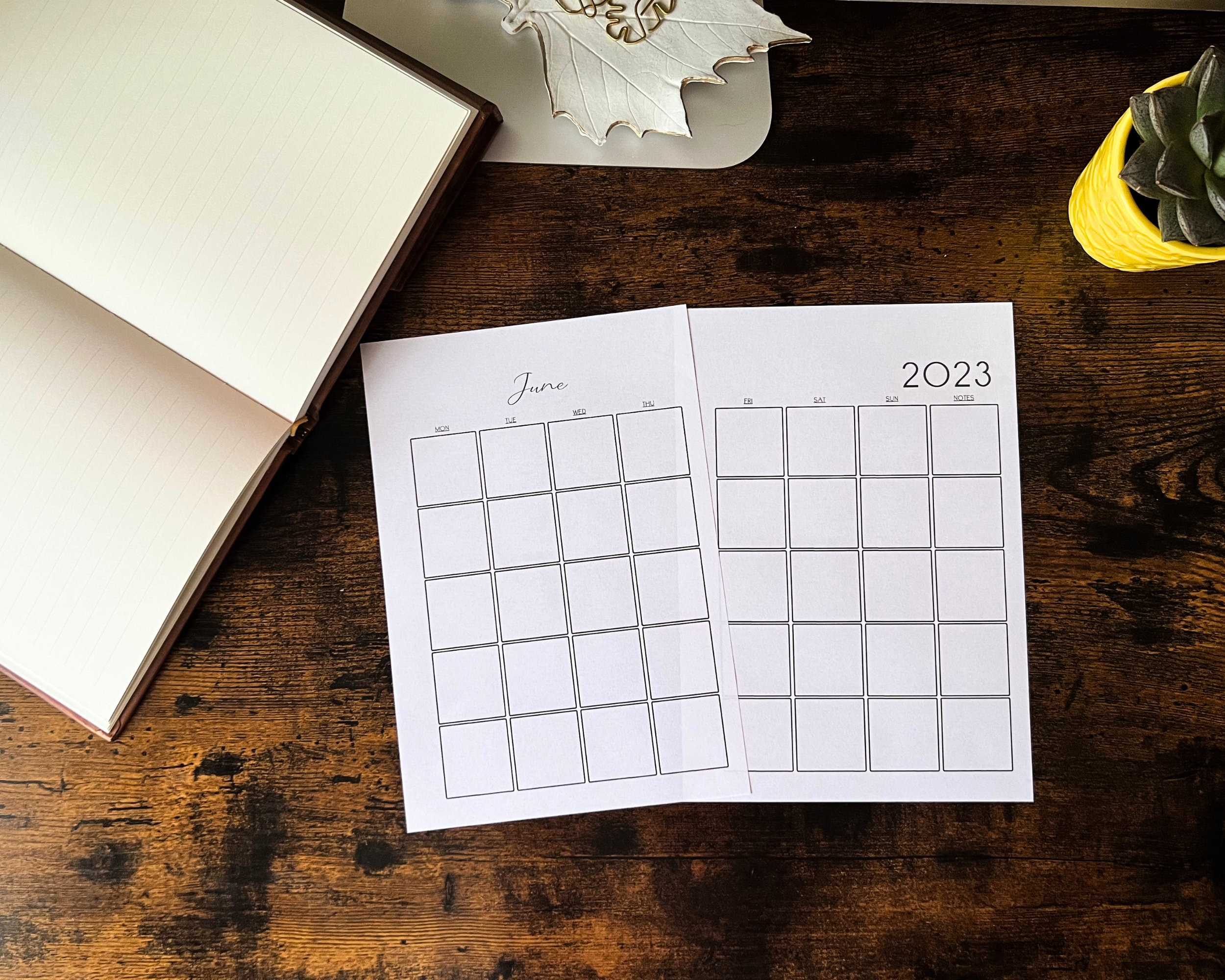 Undated Month at a Glance in Two Pages, Printable Undated Monthly ...