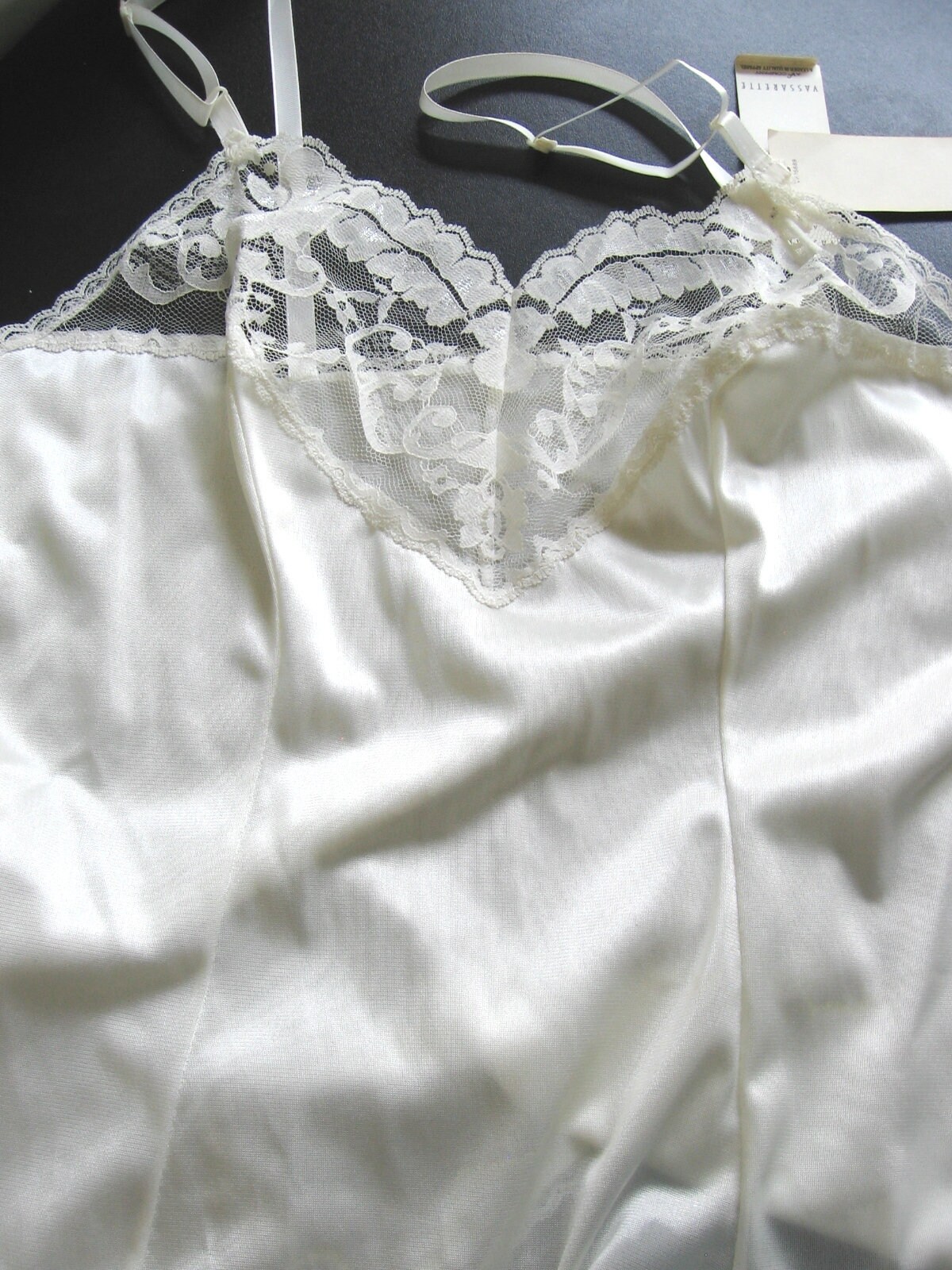 Vintage Vassarette Intimates NEW Women's Signature Lace Pearl Liquid ...