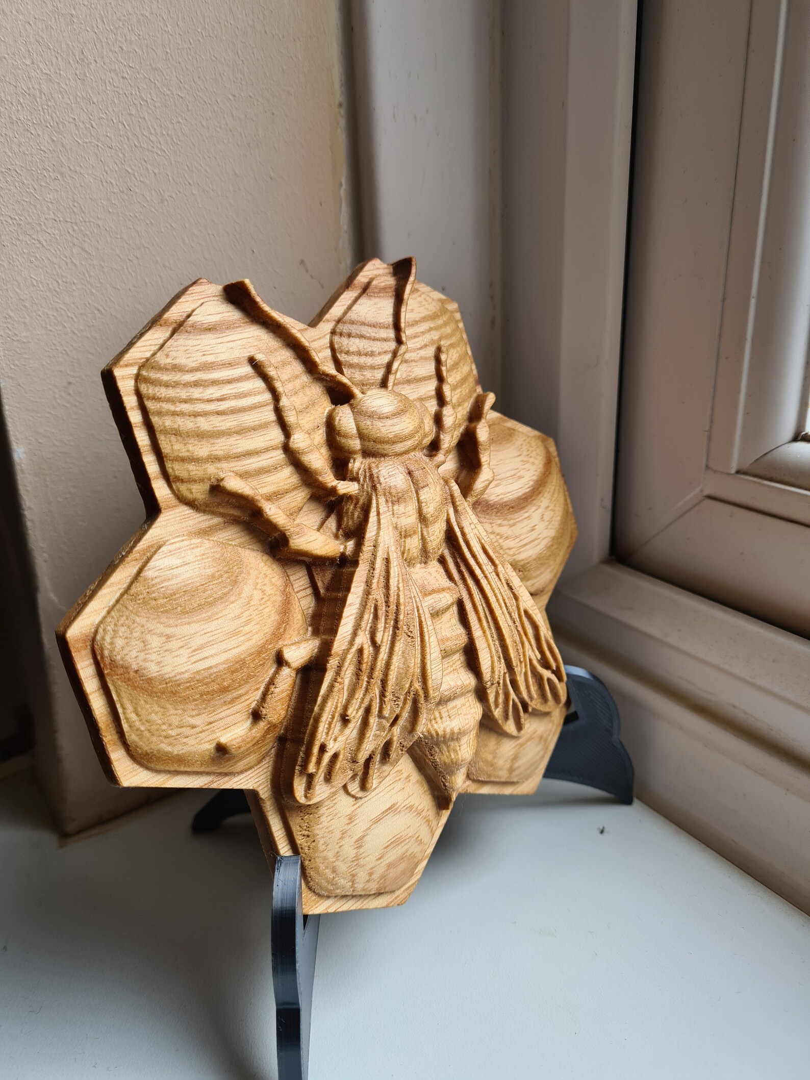 Beehoneycomb Beebee on Flowerwood Carved Bee Bee Wall - Etsy