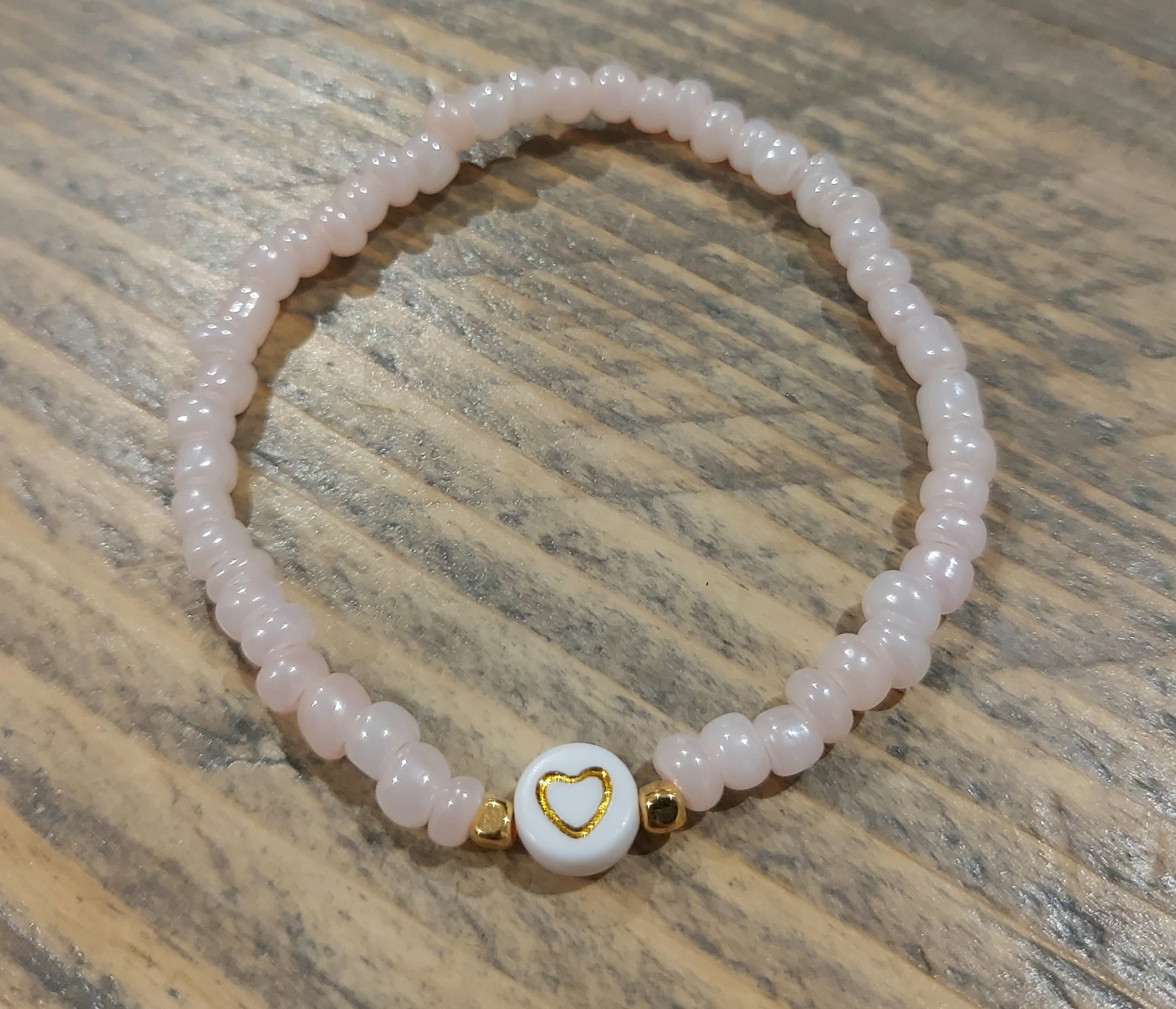 Personalised Gold Love Heart Beaded Bracelet - Etsy