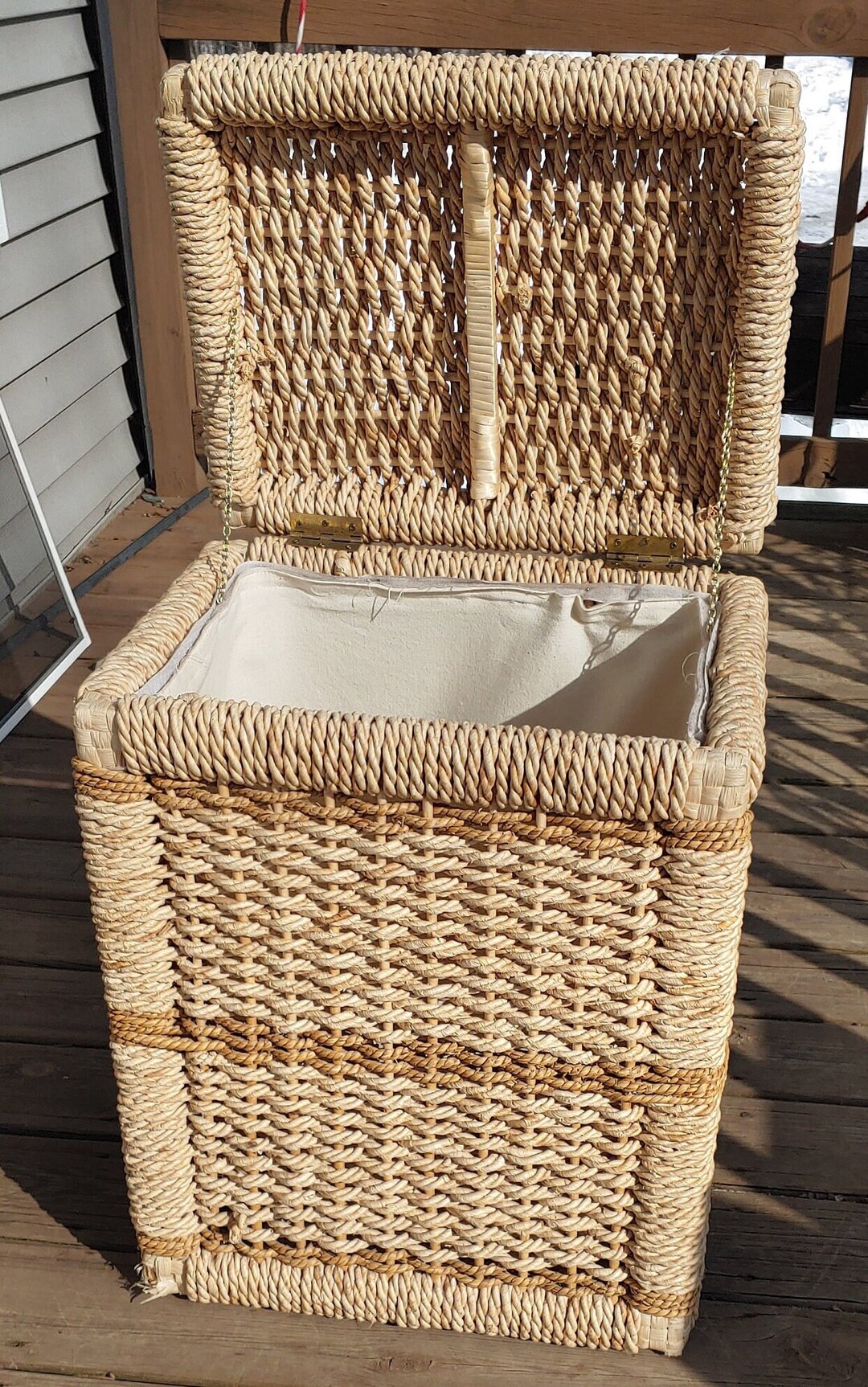 Vintage Rattan Rope Hamper Lift up Cover Liner Unique Style Woven ...