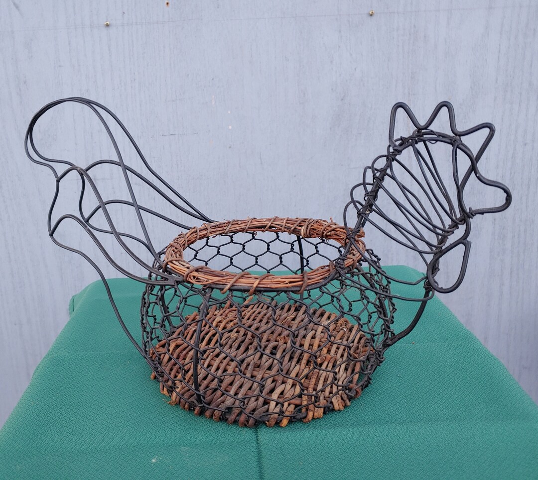 Vintage Woven Wire Chicken Decoration Hen House Decor Plant Holder Wine ...