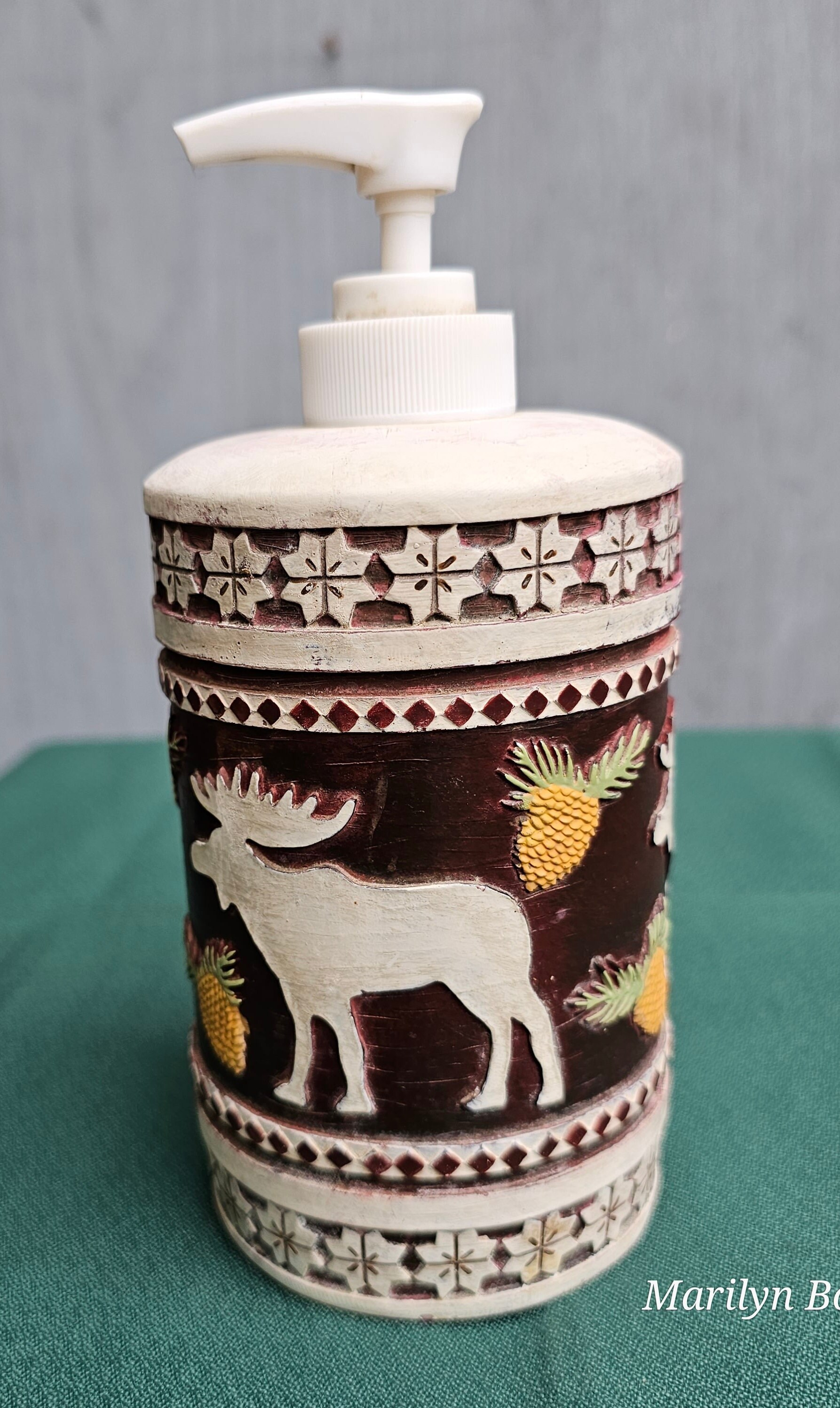 Moose Lotion or Soap Dispenser Rustic Pine Cones Resin Pump 1334 - Etsy