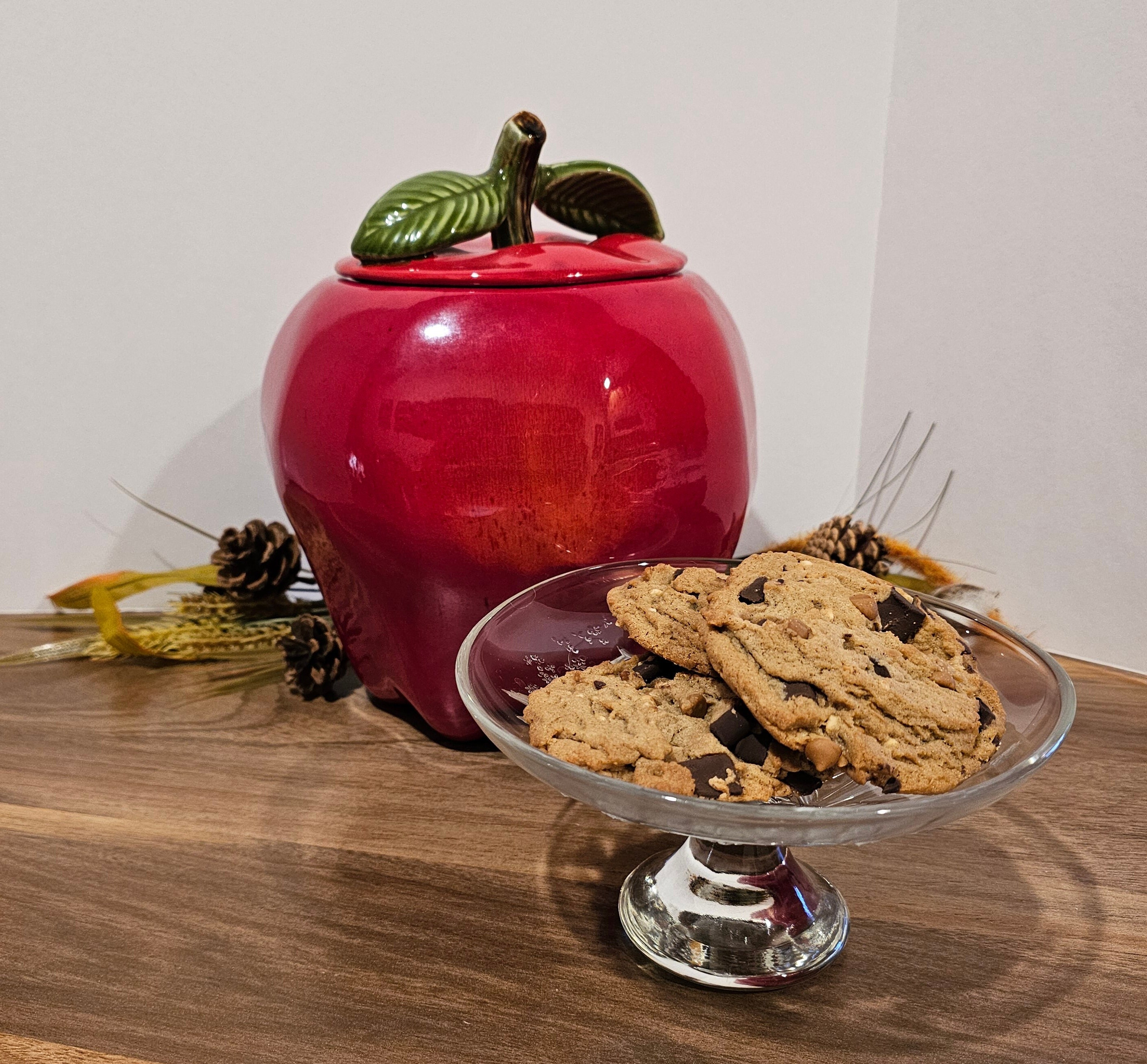 Red Delicious Apple Cookie Jar 1940's Ceramic Storage Decoration 8214 ...