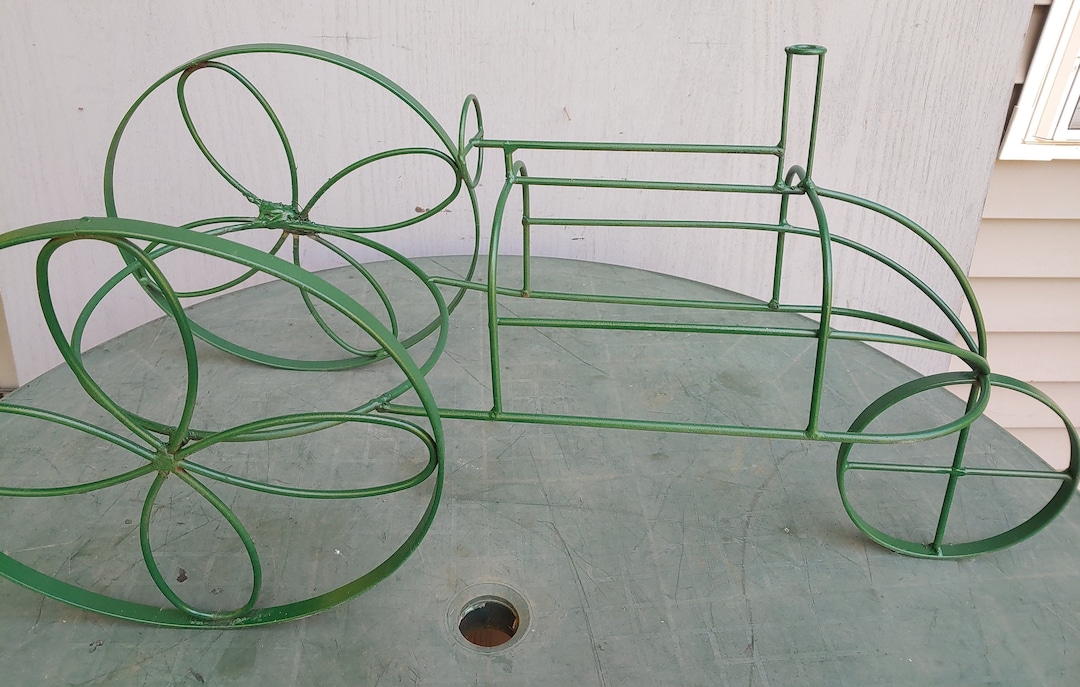 Vintage Farmhouse Garden Planter Green Tractor Plant Holder Garden ...