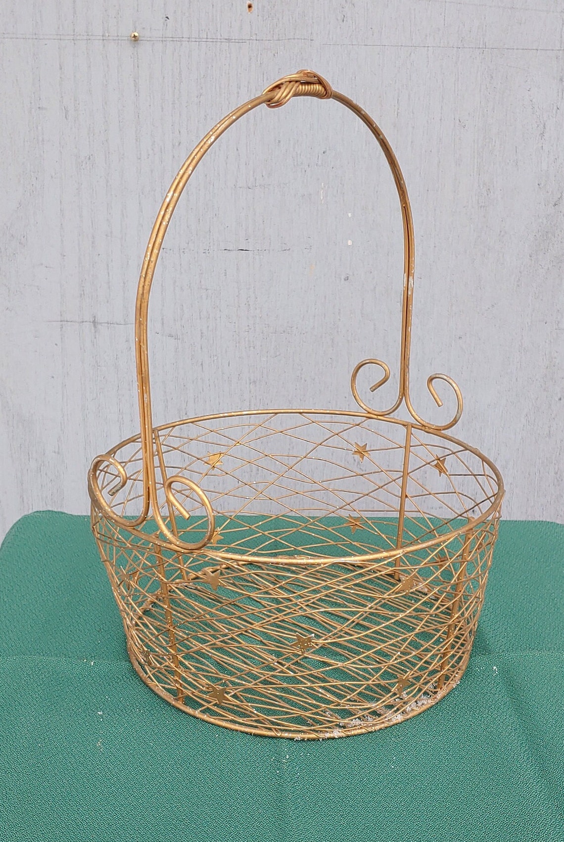 Vintage Filigree Basket Metal Stars Fine Wire Decorative Framework ...