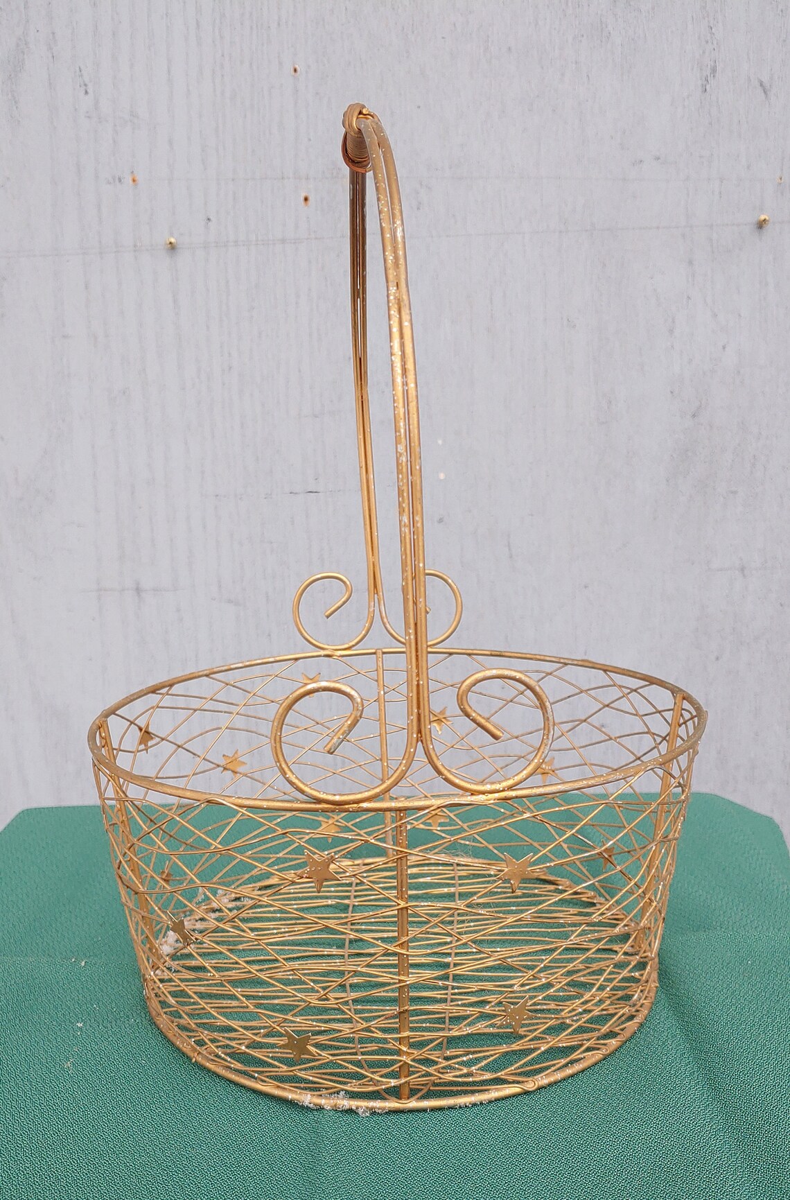 Vintage Filigree Basket Metal Stars Fine Wire Decorative Framework ...