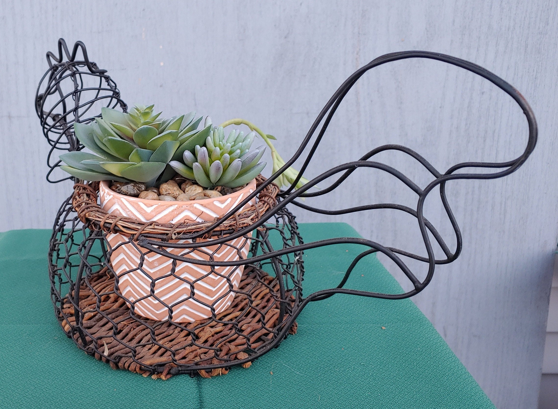 Vintage Woven Wire Chicken Decoration Hen House Decor Plant - Etsy