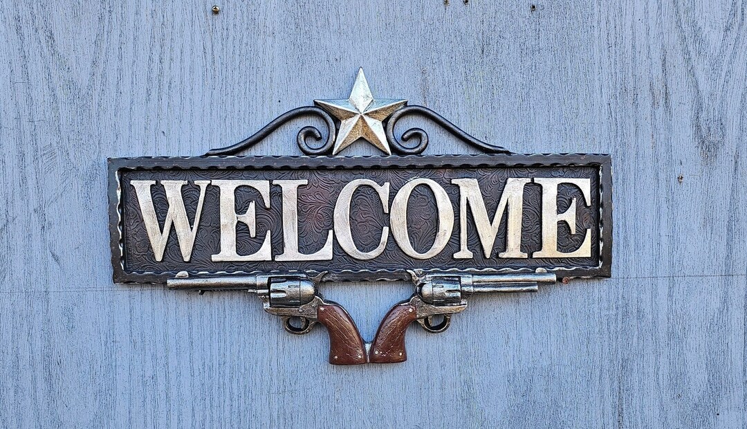 A Vintage Western Welcome Sign Hanging Rope Star Decor Ranch Cowboy ...