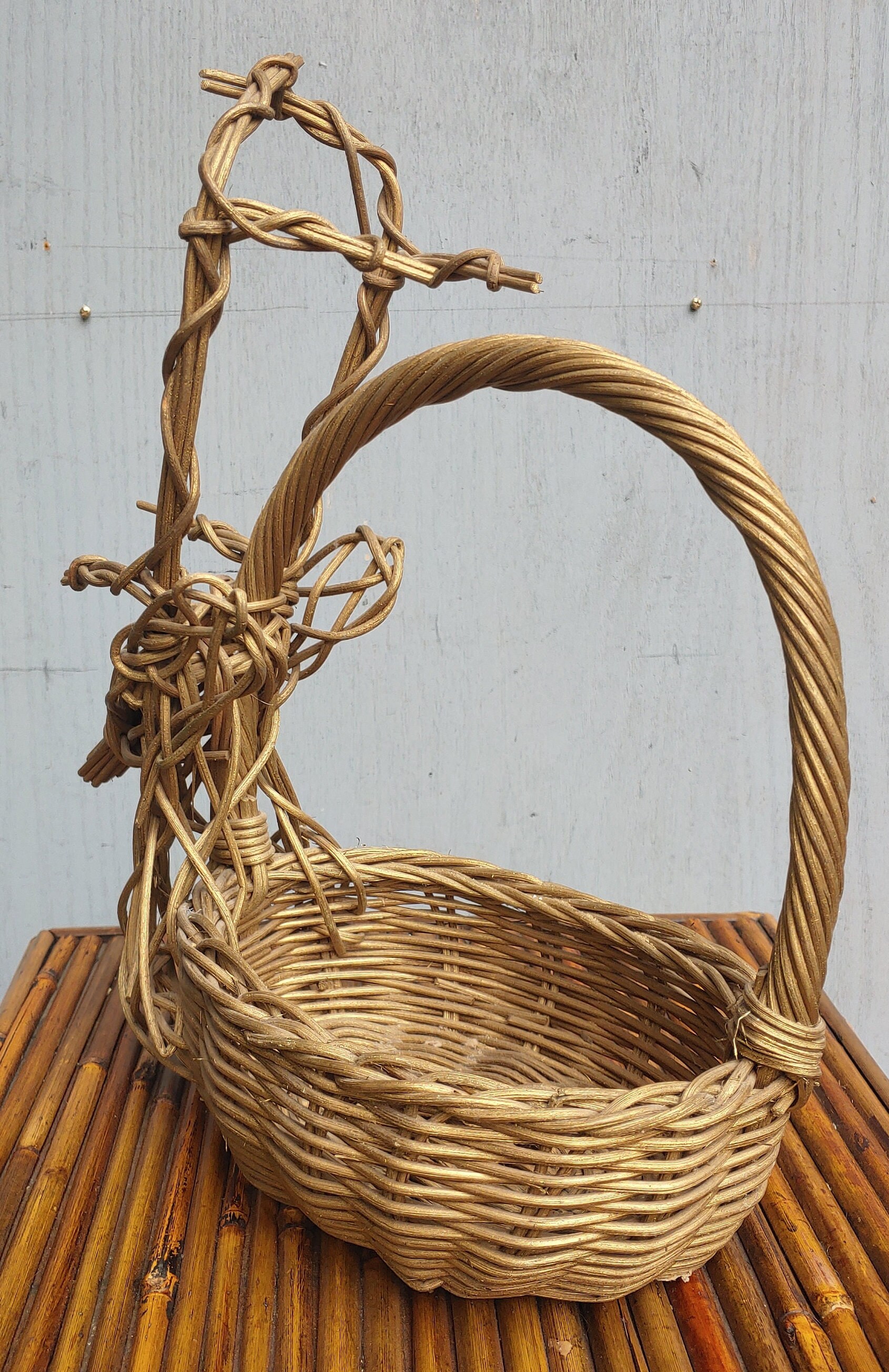 Rustic Wicker Willow Basket Woodland Wildlife Tabletop Planter Porch ...