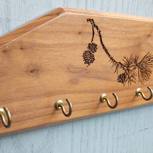 Tree Branch Pine Cones Key Holder Storage 6 Hooks Wood-burned Cabin ...