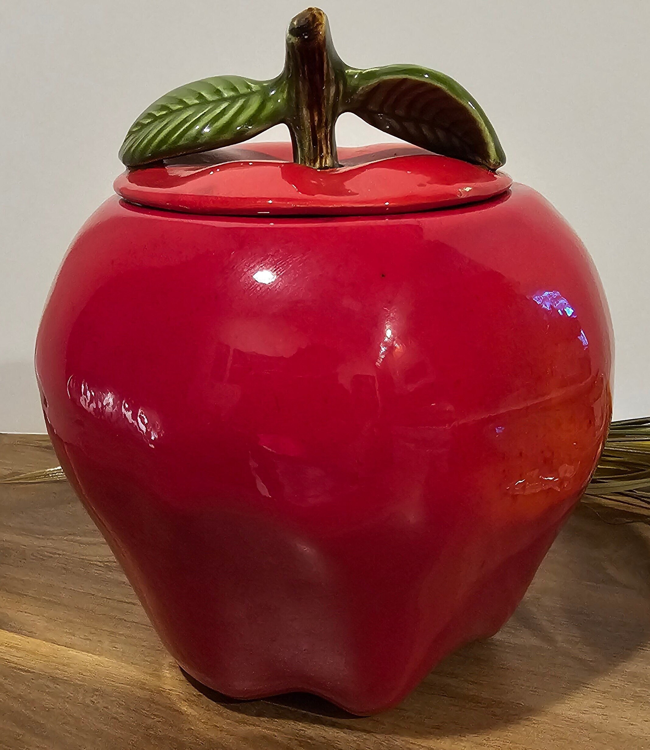 Red Delicious Apple Cookie Jar 1940's Ceramic Storage Decoration 8214 ...