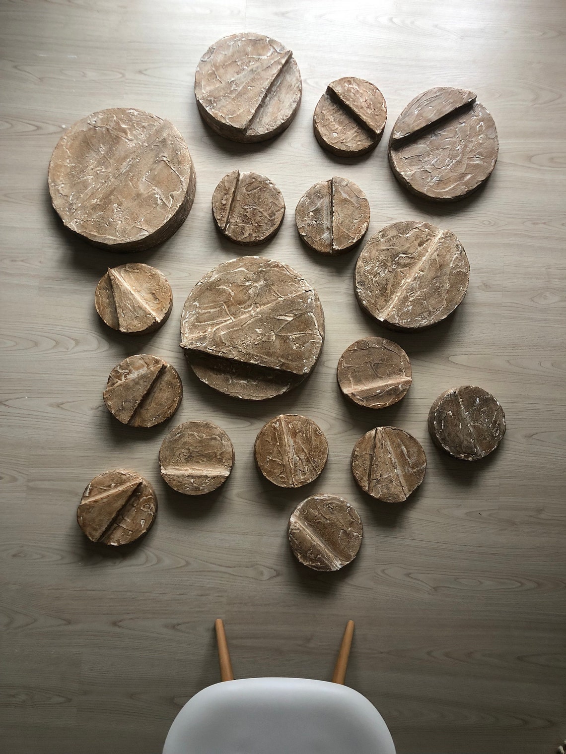 Circular Plaster Wall Art Set, 17 Piece of Artworks, 3D Wall Art ...