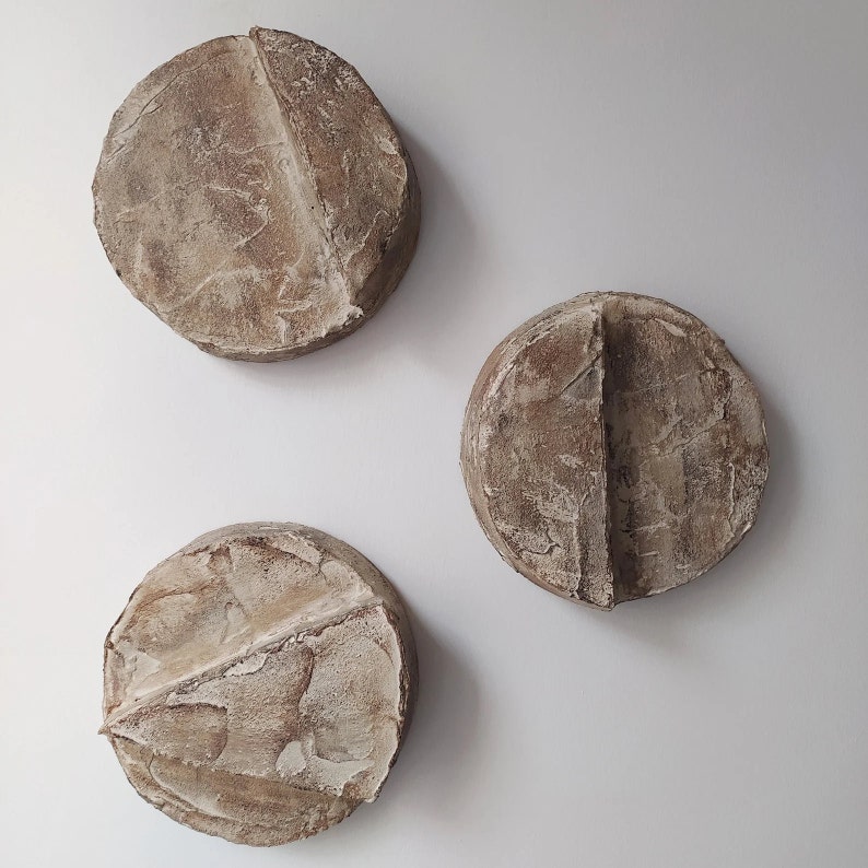 Circular Plaster Wall Art Set, 17 Piece of Artworks, 3D Wall Art ...