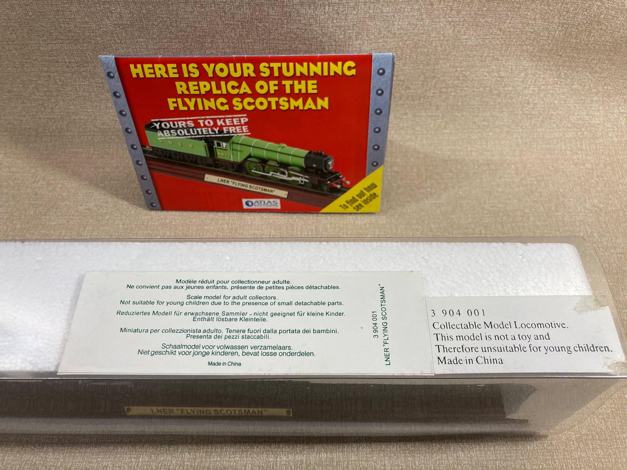 LNER FLYING SCOTSMAN Model Train in Display Box Including Leaflets - Etsy