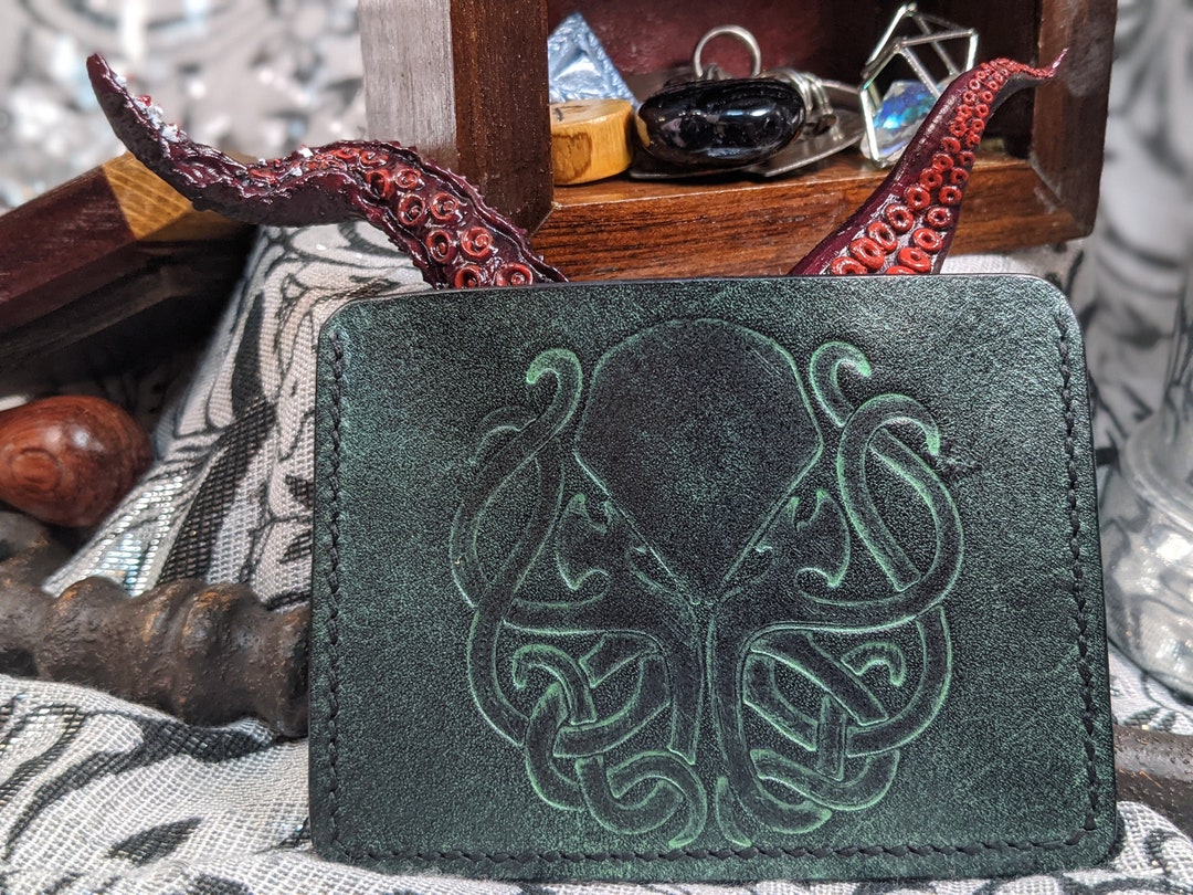 Cthulhu Wallet, Handmade Leather Card Wallet, Lovecraft Wallet, Cthulu ...