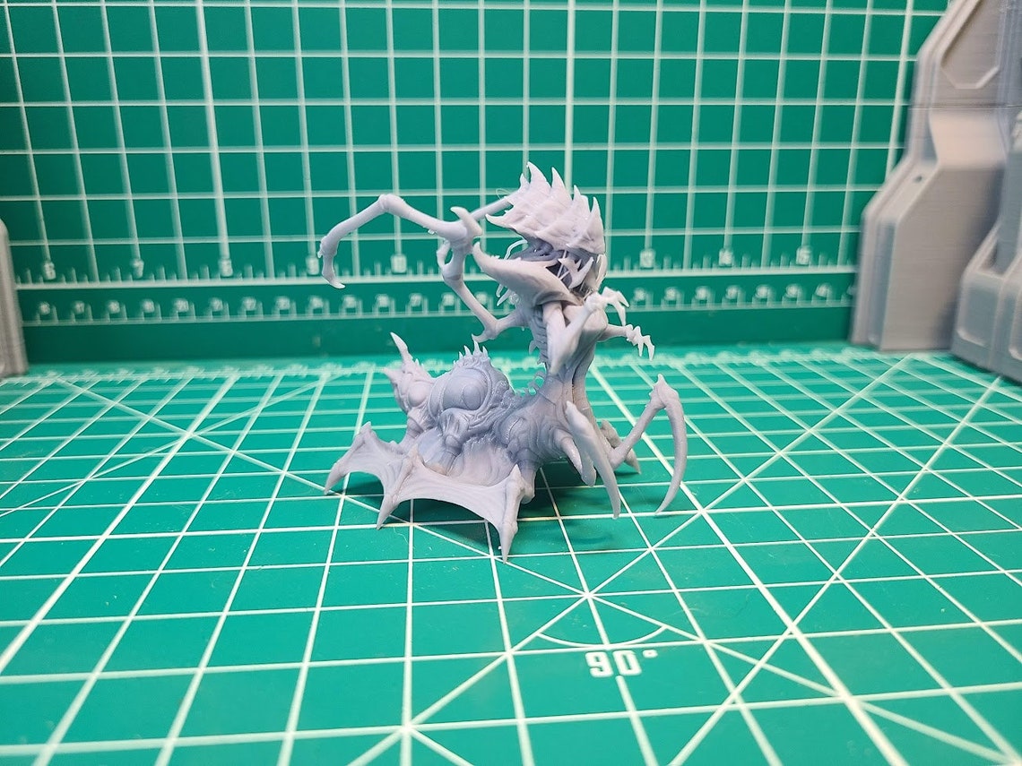 Hive Queen Prime Rescaled for Wargaming 50mm and 60mm Sizes - Etsy