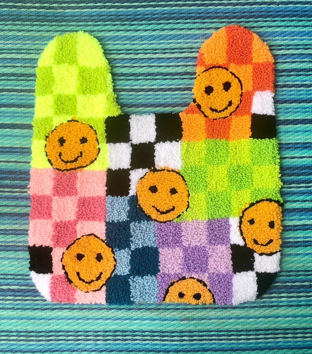 Smiley Face Checkerboard Toilet Rug | Black an White Checkerboard ...