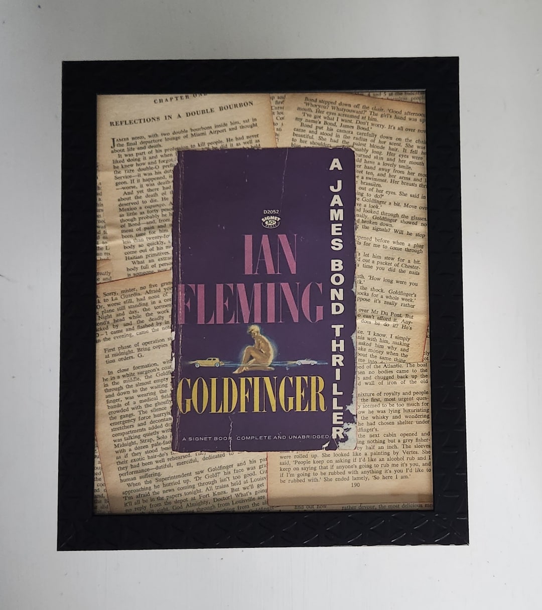James Bond - Goldfinger - Ian Fleming - Vintage Paperback Book Cover ...