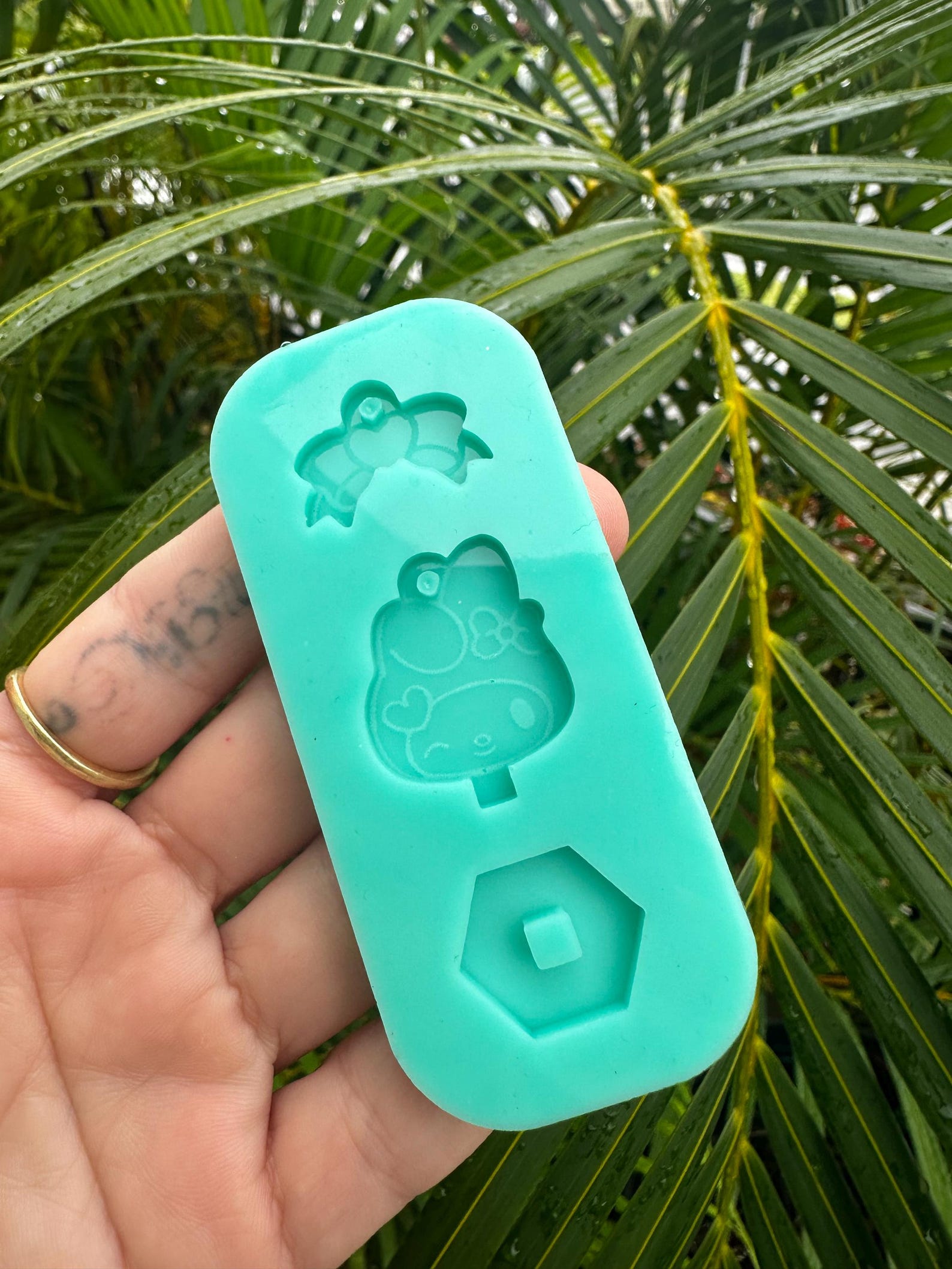 EXCLUSIVE DESIGN - ADORABLE Pendulum Making Kit - Molds for Making Cute ...