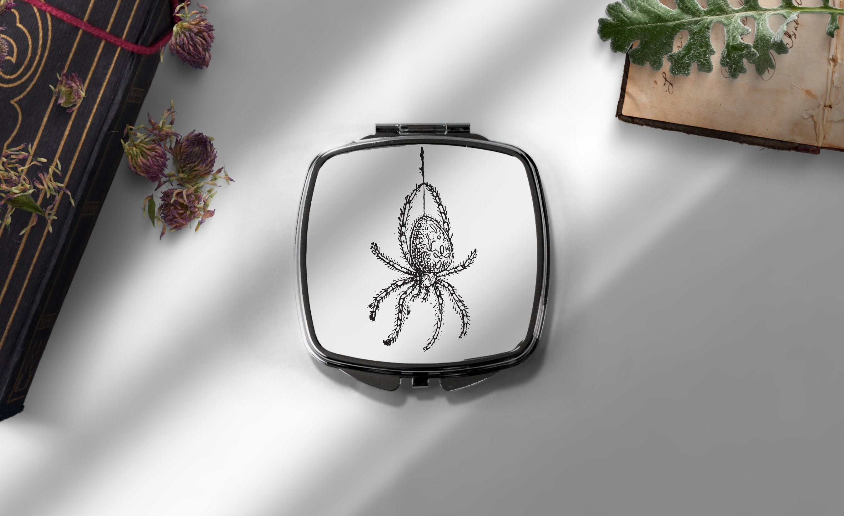 Spyder Compact for sale | Only 2 left at -65%