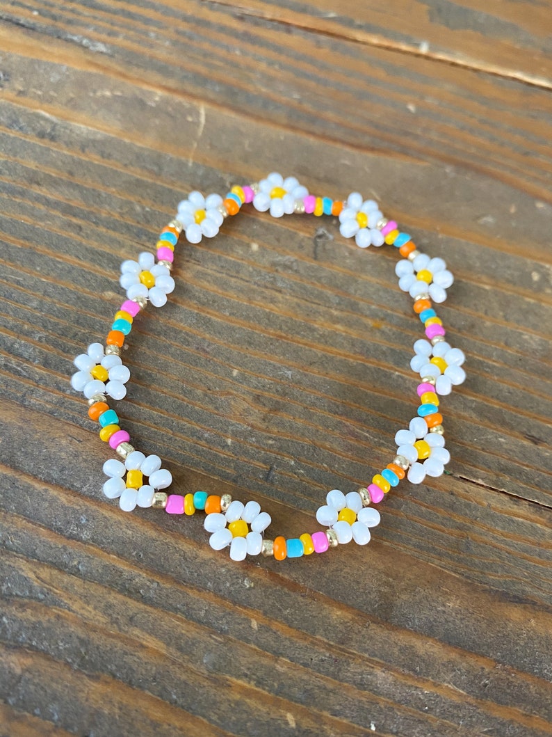 Daisy Chain Elastic Bracelet - Etsy