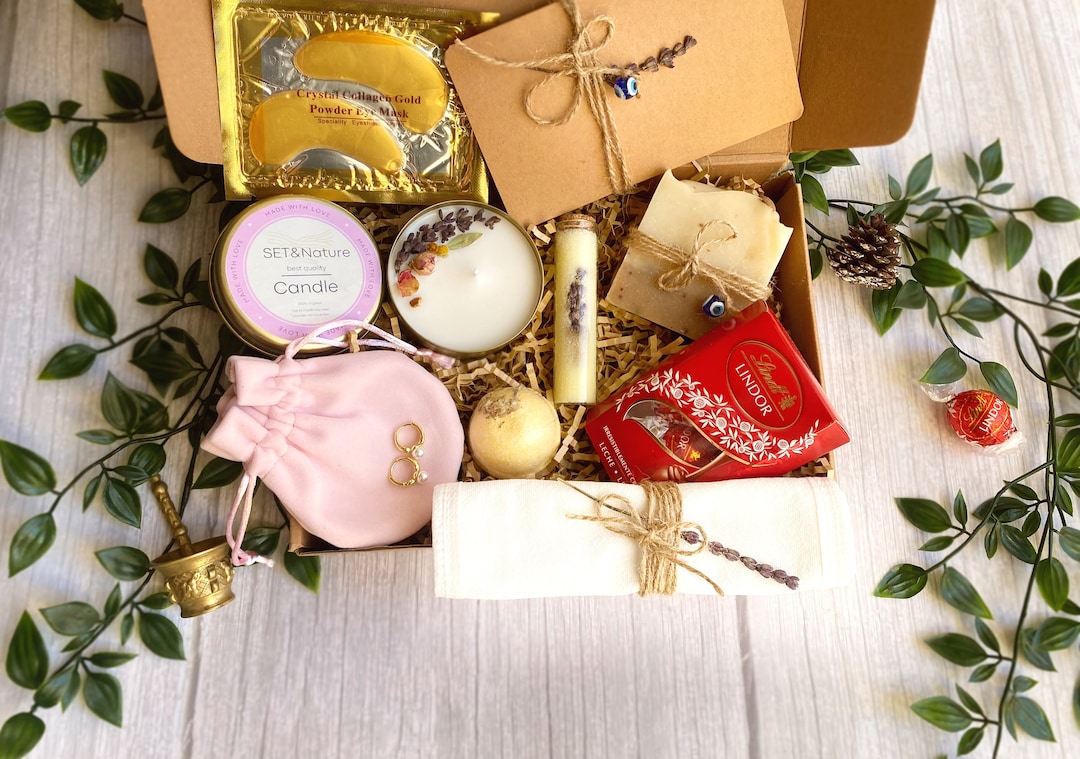 Spa Hamper , Birthday Spa Gift Box for Her , Christmas Spa Gift Set ...