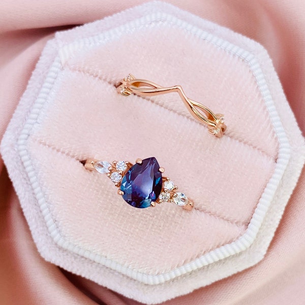 Eccentric Rings - Etsy