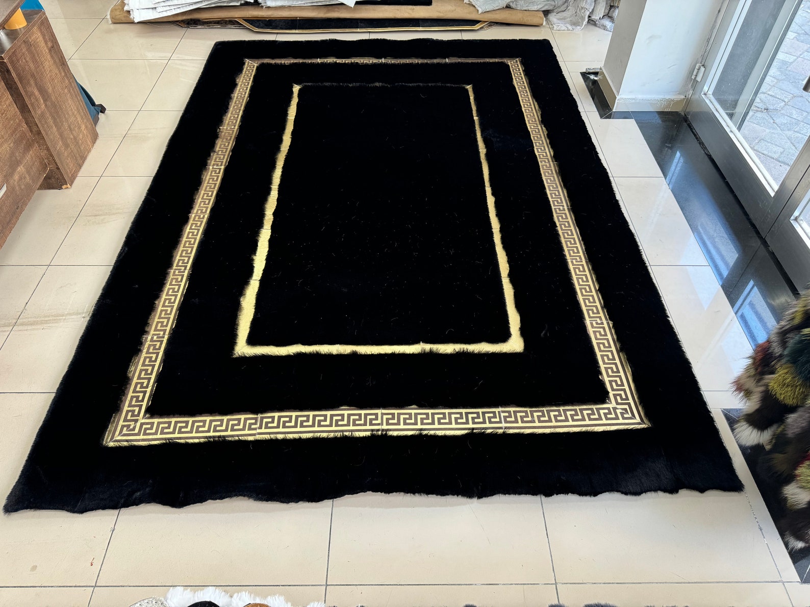 High Quality Geometric Plush Area Black Gold Rug, Faux Fur Living Room ...