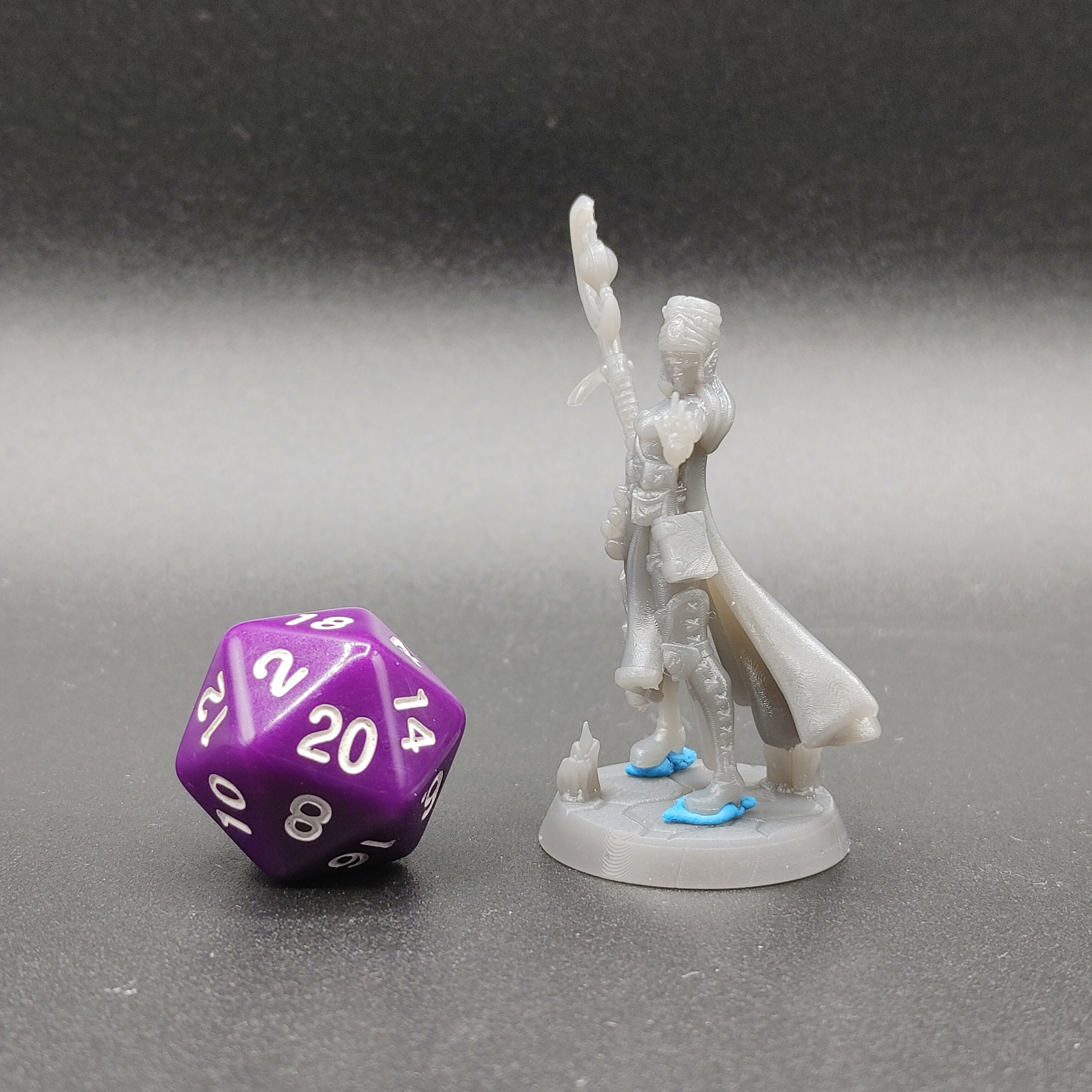Priest - Cleric - Galaad Miniatures - D&D Dungeons and Dragons ...