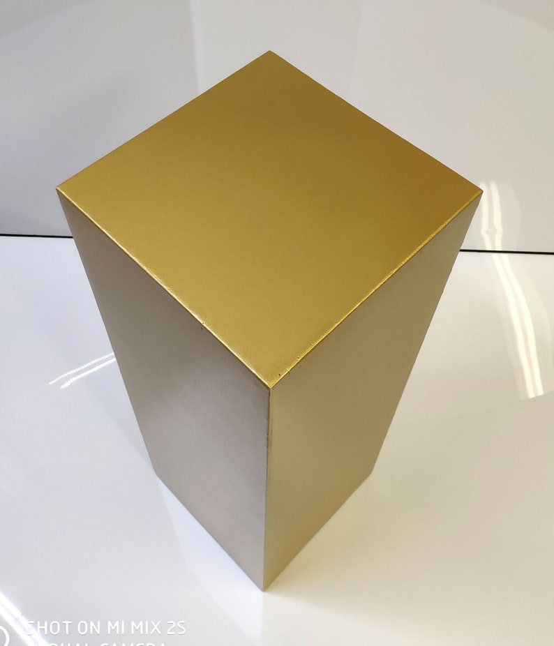 Handmade Gold Display Pedestal – Deluxe Event Centerpiece - Luxury ...