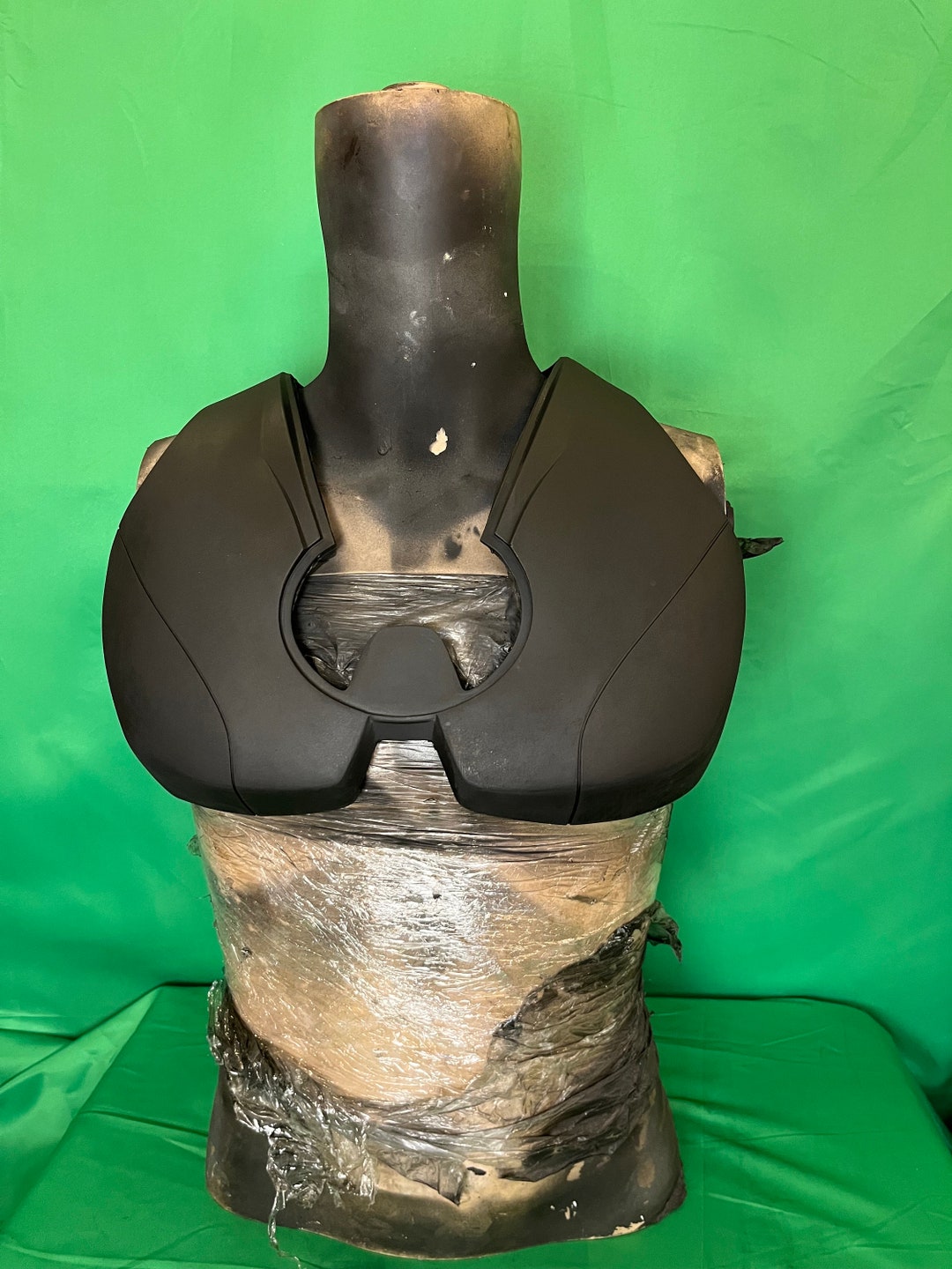 Modern Hero Chest - Etsy