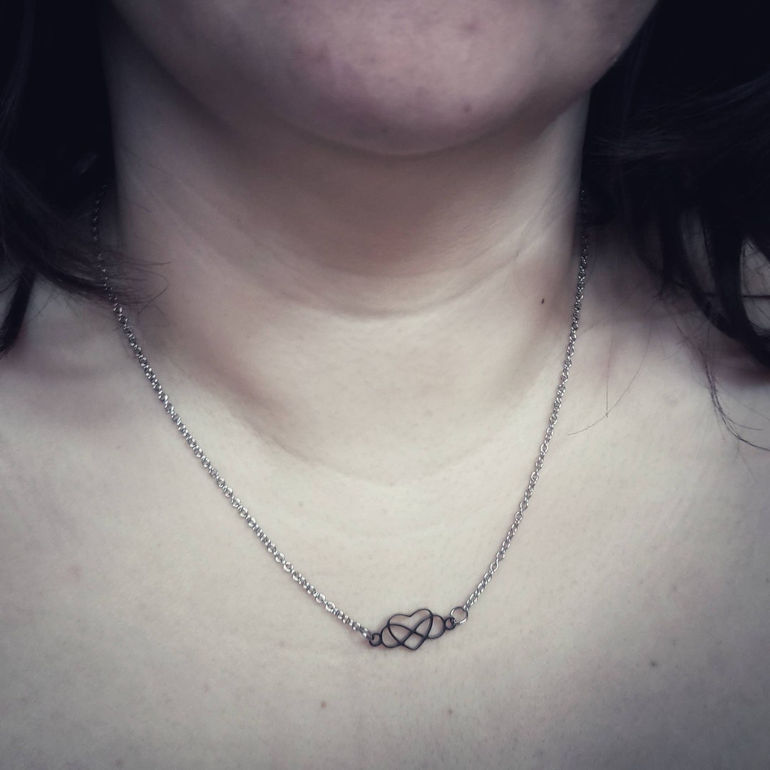 Polyamory Necklace, Infinity Love Heart Chain ,hotwife Cuckold ...